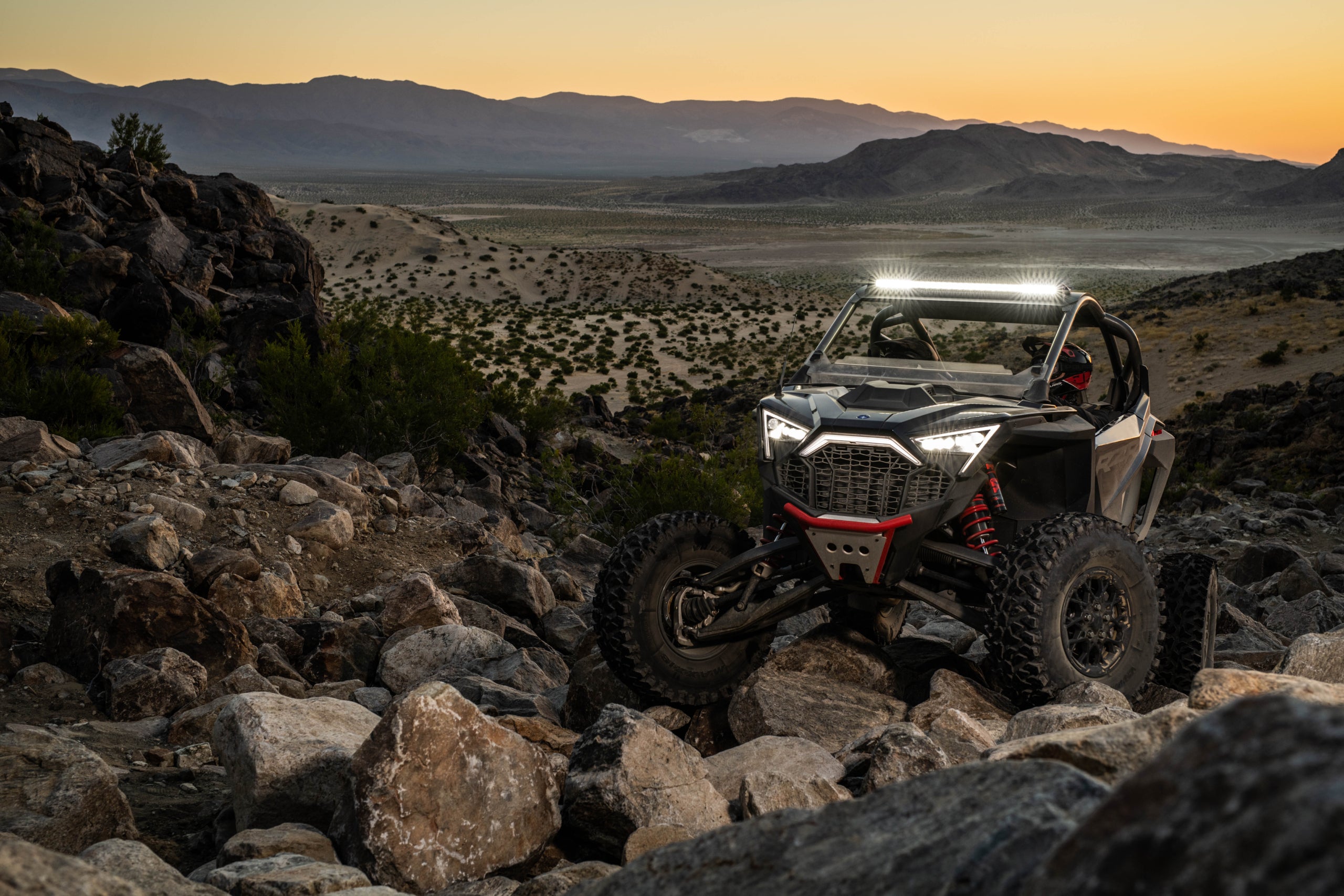 The Intelligence Behind FOX 3.0 Live Valve X2 For RZR – RideFOX