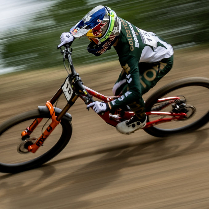 Learn About FOX DHX2 Shocks: Gravity Coil Suspension Tech – RideFOX