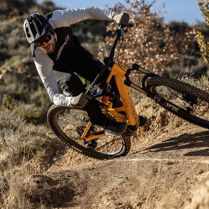 Learn About FOX DHX Coil Shocks: All-Mountain Suspension – RideFOX